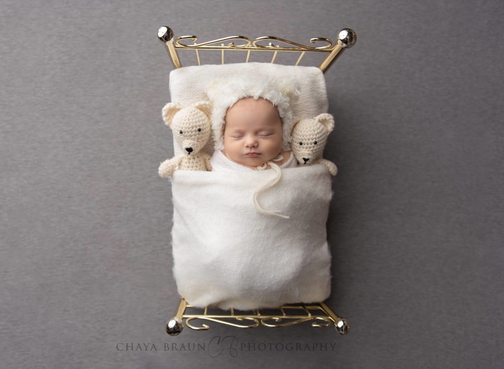Newborn Baby Photography Session - Chaya Braun Photography